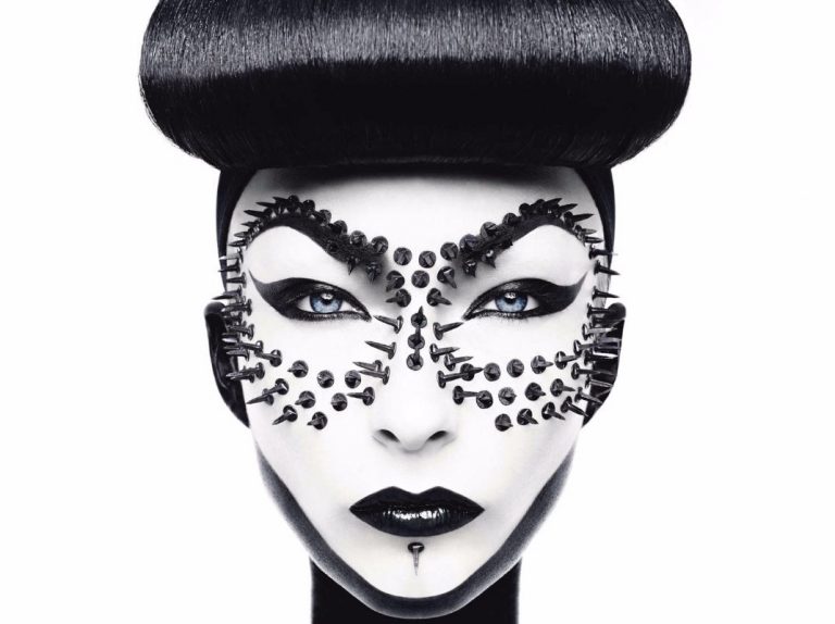 In this Interview photographer Rankin talks inspiration, celebrities ...